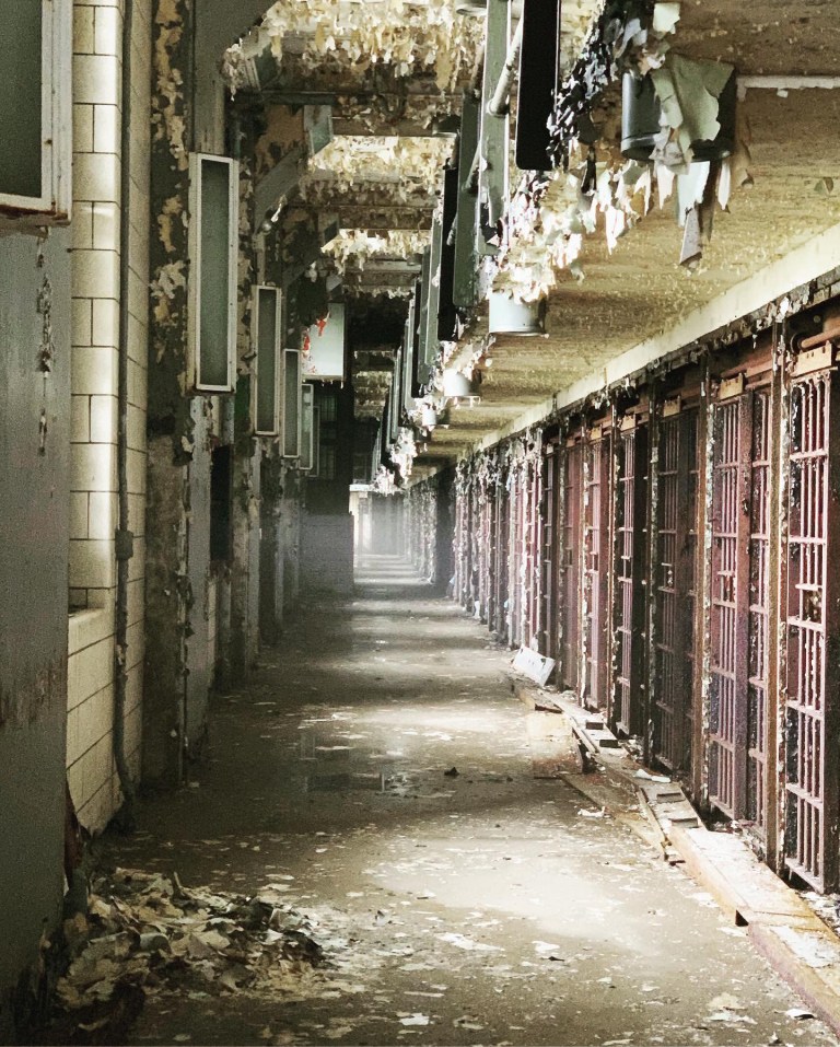 Experience a Real Prison Break – STEPHY